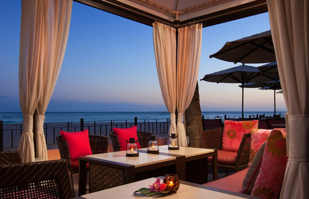 Azure Restaurant | Waikiki's Beachfront Fine Dining Restaurant